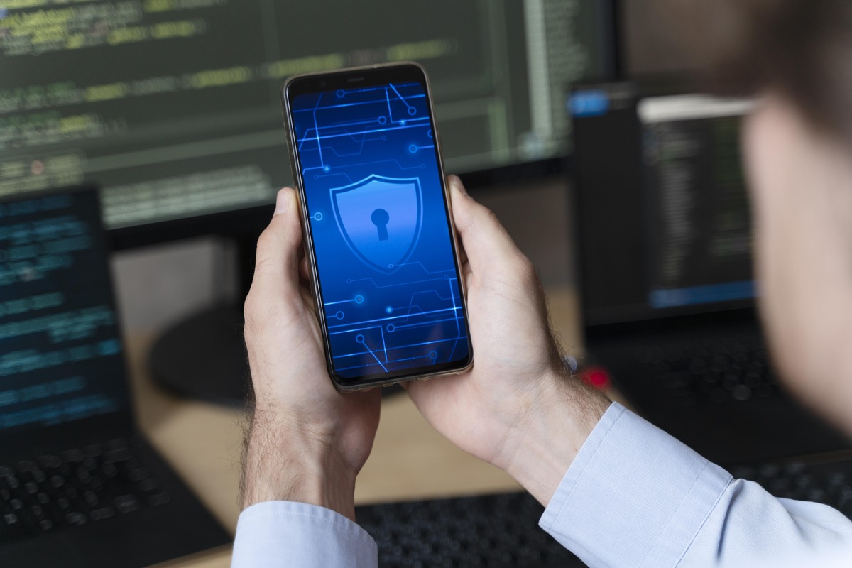 How Vulnerable is your Smartphone? - Maximum Networks, IT Support ...